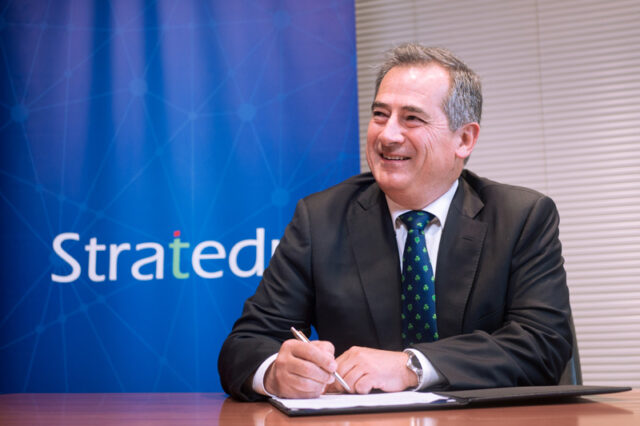 “Patea la caja, cruza la línea, llena el vaso”. Carta a Otto Frech ...